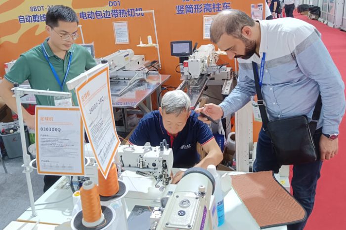Professional industrial sewing machine factory in China