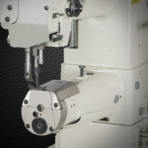 REER 1341 cylinder head commercial sewing machine with table