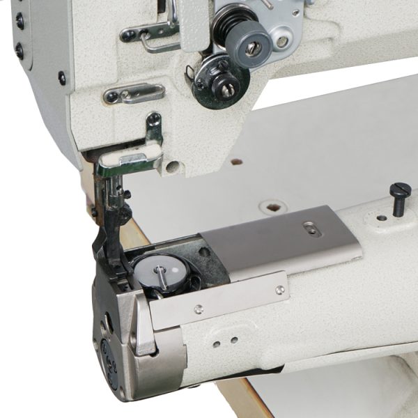 REER 1341 cylinder head commercial sewing machine with table