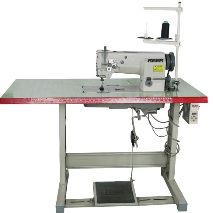 Double needle triple feed walking foot industrial sewing machine