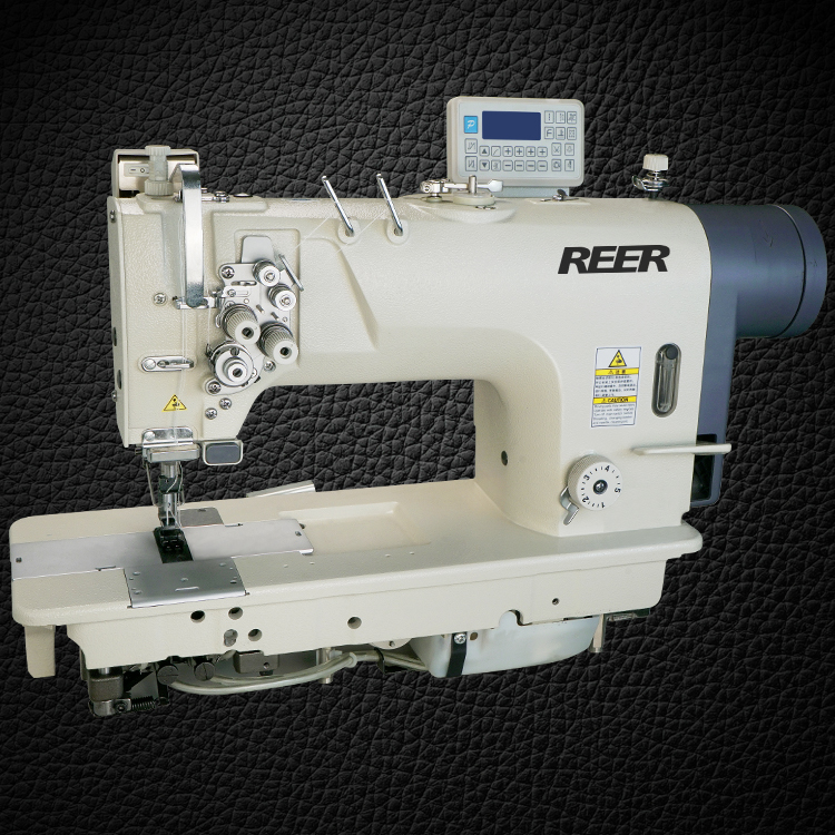 Double needle sewing machine